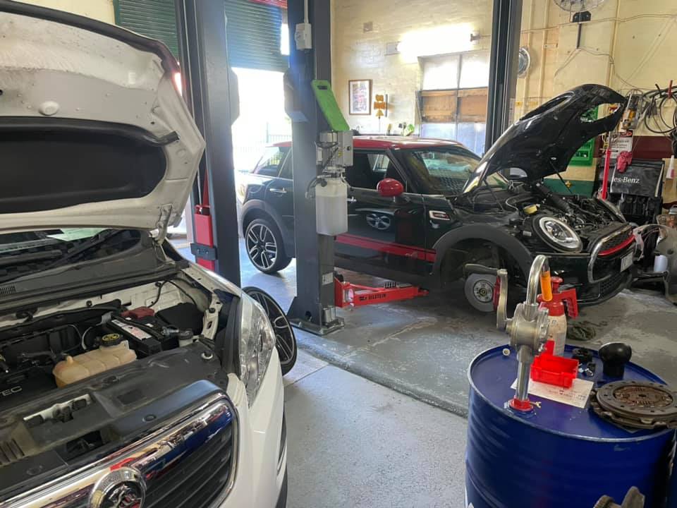 Hire a Professional Mechanic to Get Most Advanced Car ServiceBlog Hub