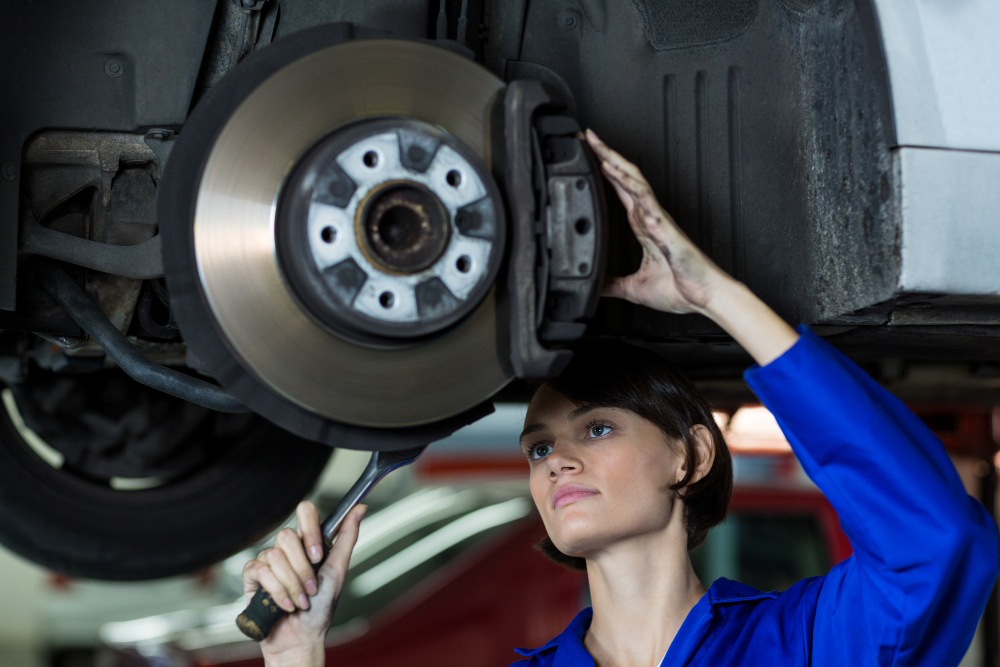 7 Warning Signs Your Car Needs A Brake ServiceBlog Hub